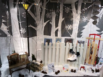 Winter Library Displays Easy Winter Elementary Library Displays ...